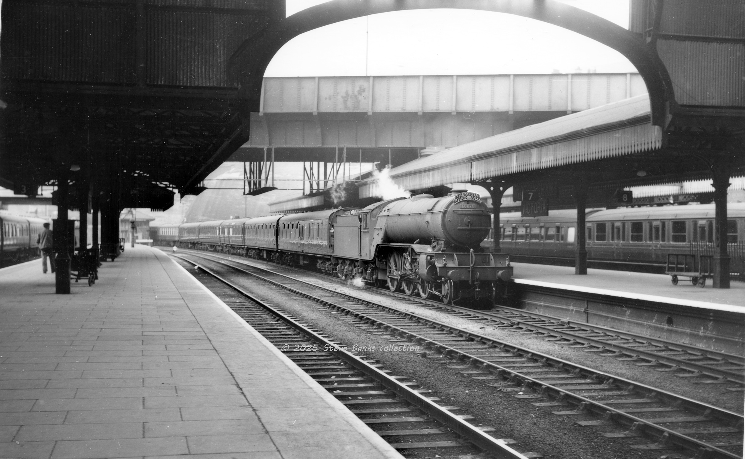 Nottingham Victoria - Steve Banks